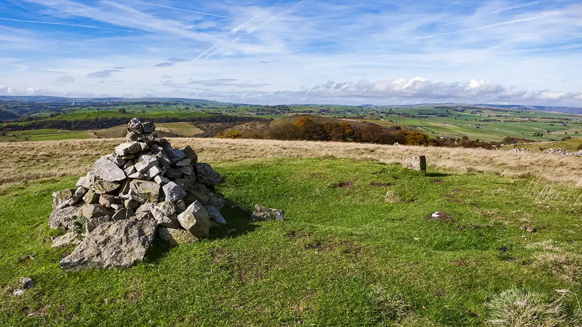 Longstone Edge Walk & Longstone Moor from Great Longstone - Go Peak Walking